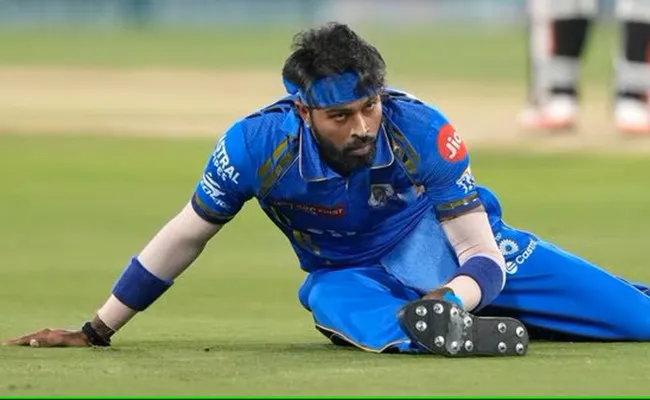 Hardik Breaks Down, MI Exit Buzz Explodes - Great Andhra