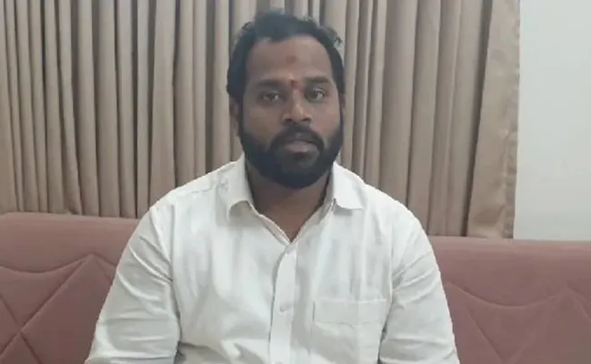 Arava Sridhar Gets Rap From Pawan, Quits Whip Post - Great Andhra