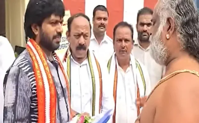 Anil's Temple Sentiment For Big Sankranthi Gamble - Great Andhra